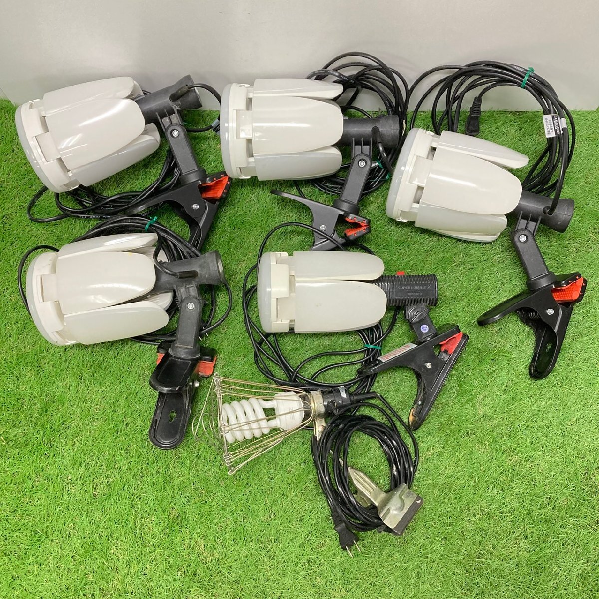【未使用に近い】高儀 EARTH MAN LED クリップライト SAKUTO 70W CLT-70SLA 長期保管未使用品ですの落札情報詳細 ...