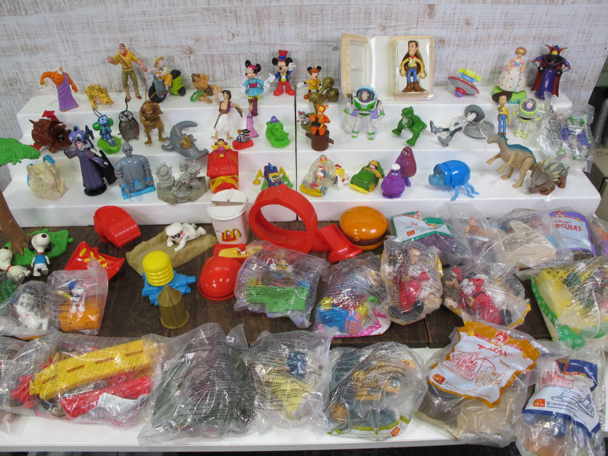 ジャンク マクドナルド ハッピーセット おもちゃセット まとめて 約4㎏超 ミッキー＆フレンズ/トイストーリー/スヌーピー等 ＠100(8885)の落札情報詳細 - ヤフオク落札価格検索 オークフリー