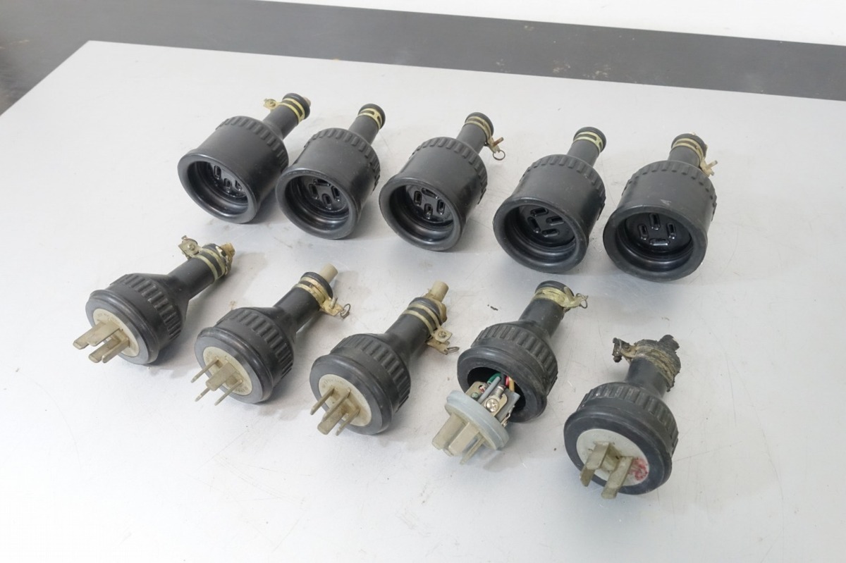 F 全10個セット 3P200V 20A プラグ/コネクタ 防水型 動力 コンセント 3相 接地付 ナショナルの落札情報詳細 - ヤフオク落札 ...