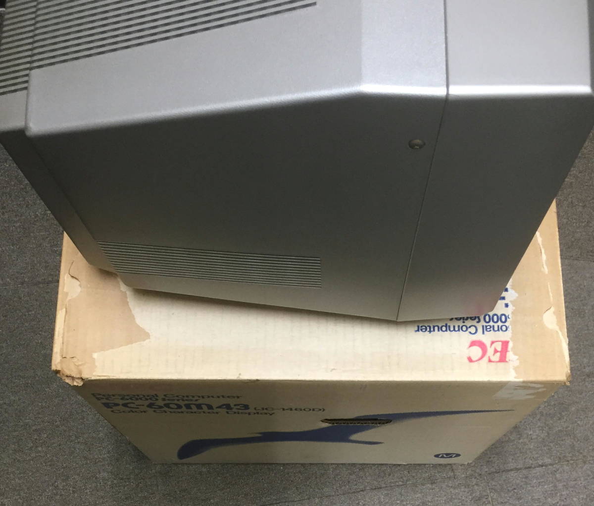 NEC PC-6001 mkⅡ PC-6601 用 ディスプレイ ( PC-60M43 )本体と接続ケーブル( PC-60M91 )のみ 不具合出るかもしれません 現状ジャンク品 の落札情報 ...