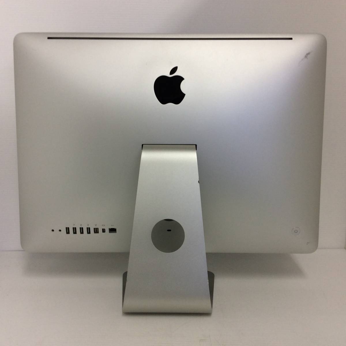 【傷や汚れあり （詳細）】Apple iMac (21.5-inch, Mid 2010) A1311 Intel Core i5-680 3 ...