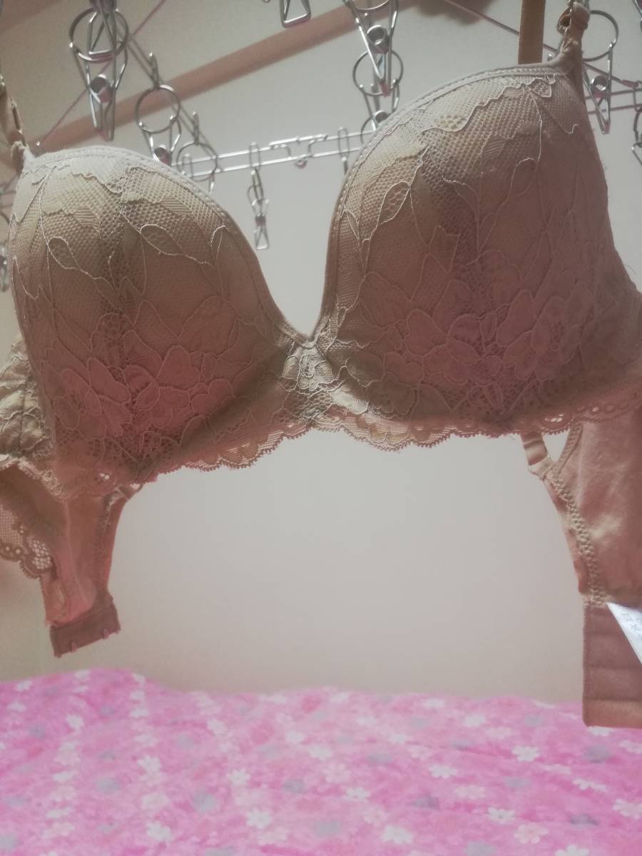 【未使用に近い】♪シャルレ 補正 FA022 ブラジャー C75 ベージュ♪ の落札情報詳細| ヤフオク落札価格情報 オークフリー