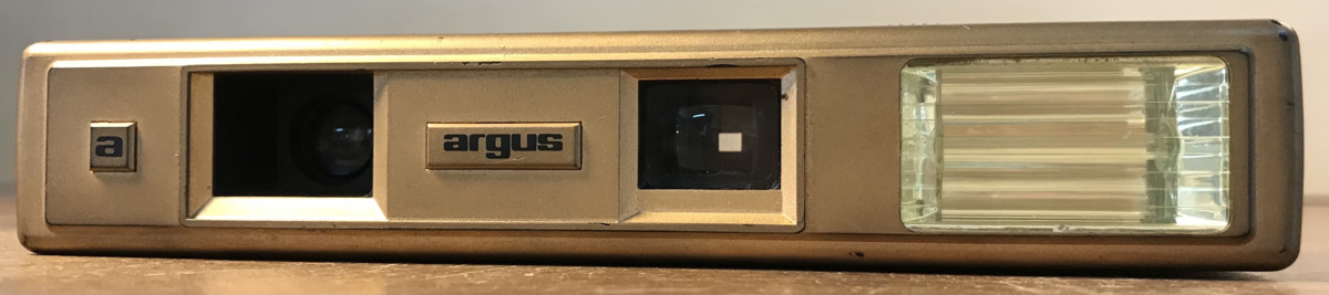 【全体的に状態が悪い】 送料無料 アーガス ARGUS FORMULA 110F フィルムカメラ コンパクトカメラ レトロ 148g ジャンク ...