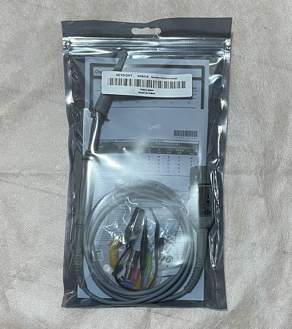 【やや傷や汚れあり】★通常OK★KEYSIGHT★DSOS104A★高解像度オシロスコープ：1 GHz、4個のアナログチャネル 測定器 ...