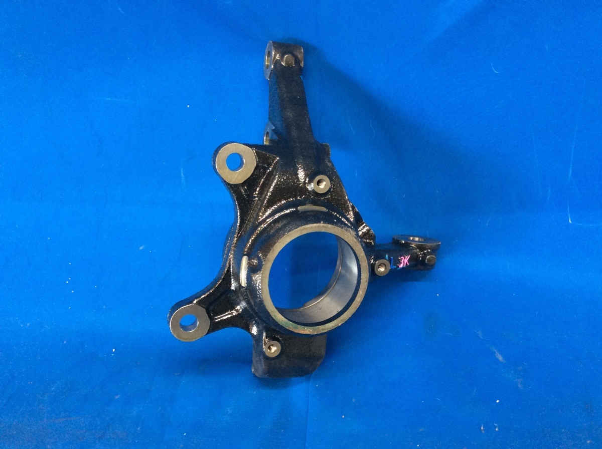 【未使用に近い】トヨタ ヴィッツ NCP15 フロント左ナックルハブ 43212-52030 4WD 未使用品 [G-9359]の落札情報詳細 ...