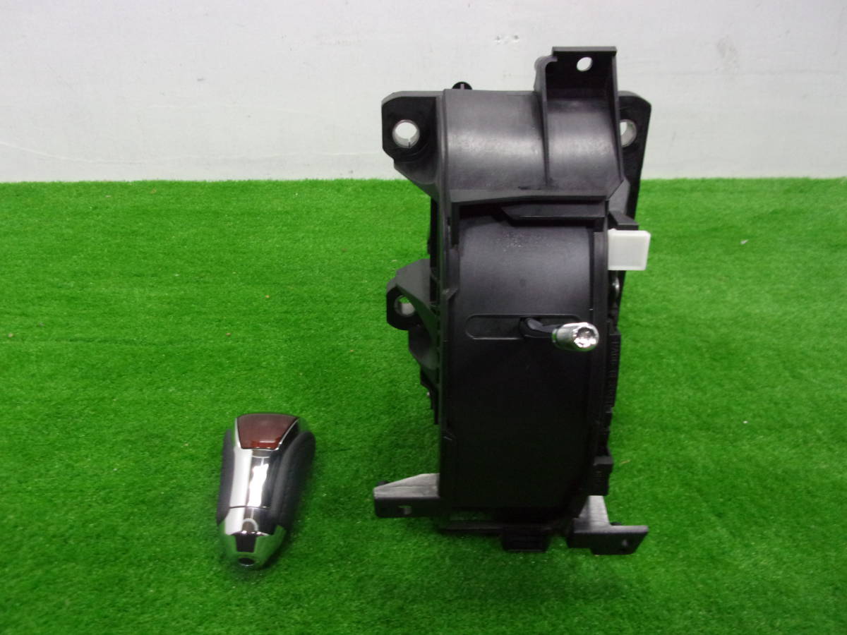 【やや傷や汚れあり】ヴェルファイア ハイブリッド Daa Ayh30w 前期 シフトノブ シフトレバー シフトゲート 黄木目 純正 H27年