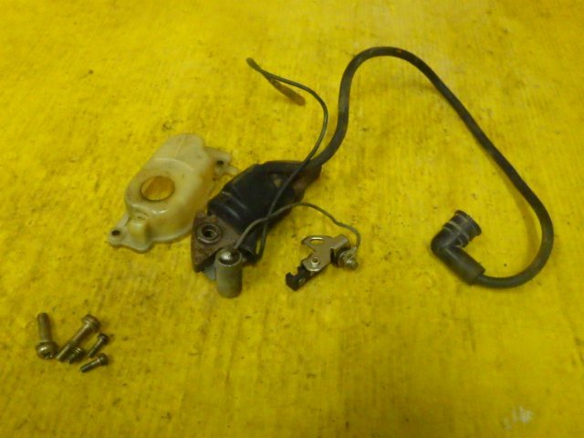 【傷や汚れあり】☆ロビン ガソリンエンジン EY18-3B (30) イグニッションコイル（※ポイントタイプ）☆ の落札情報詳細| ヤフオク ...