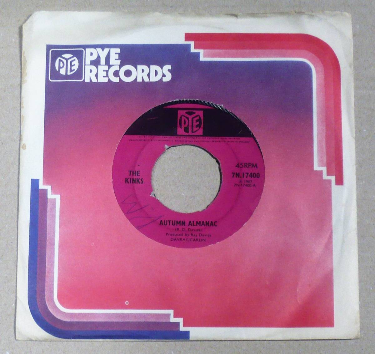 【全体的に状態が悪い】英シングル THE KINKS／Autumn Almanac 盤質難 プッシュ・アウト・センター無 全英3位 秋の ...