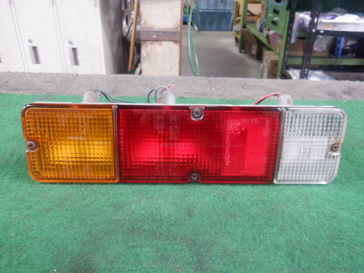 【やや傷や汚れあり】☆【 スズキ ジムニー JA22W 純正 右テール KOITO 220-32143 点灯確認済 】の落札情報詳細 - ヤフオク落札価格検索 オークフリー