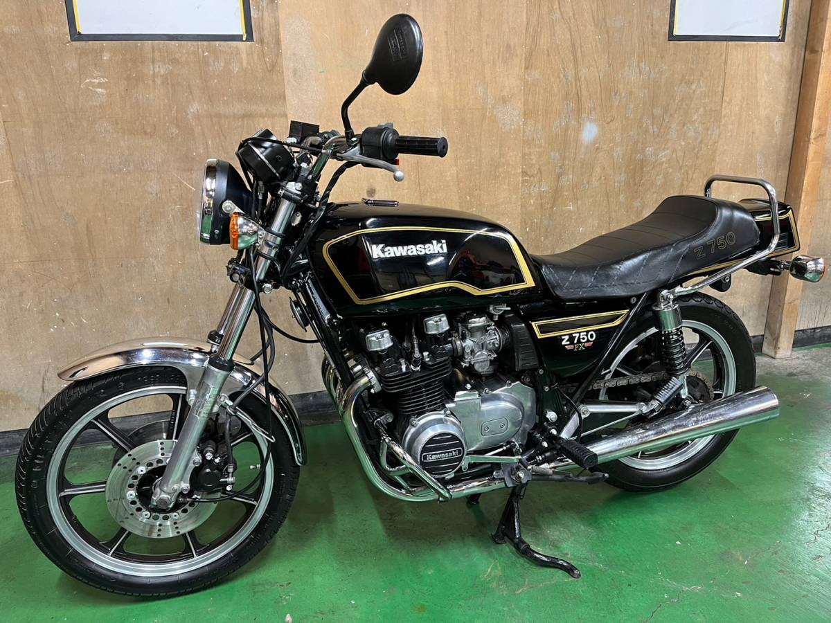 【やや傷や汚れあり】Z750FX-3 エンジンと車体の状態最高に良いです!! 超オススメの車両です!! カワサキ KAWASAKI Z400FX Z500FX Z550FX Z1000MK2 ...
