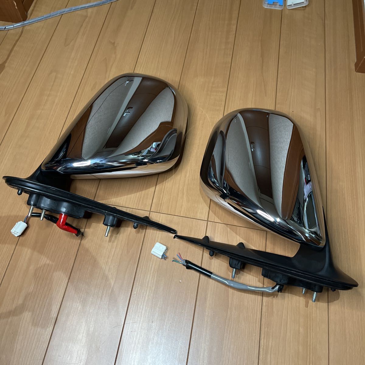 【やや傷や汚れあり】トヨタ純正 ハイエース200系 S-GL 電動格納式メッキドアミラー 左右 4型 5型 6型 MURAKAMI スーパーGL フィン付きサイドミラーの落札情報詳細 ...