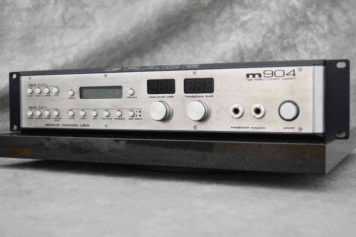 【傷や汚れあり】F☆Grace Design m904 プロフェッショナル モニターコントローラー ② ☆中古☆の落札情報詳細 - ヤフオク ...