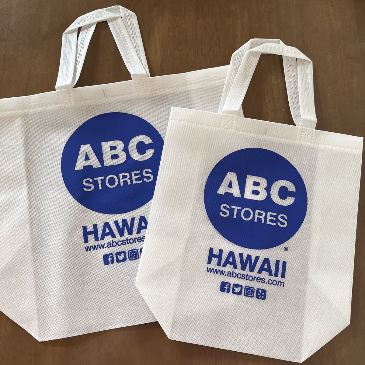 【未使用】HAWAII ABC STORES エコバッグ 大・小サイズ 2枚セット ABCストア オリジナル ショッパー トートバッグ ショッピングバッグ オシャレ 新品の落札情報詳細 ...