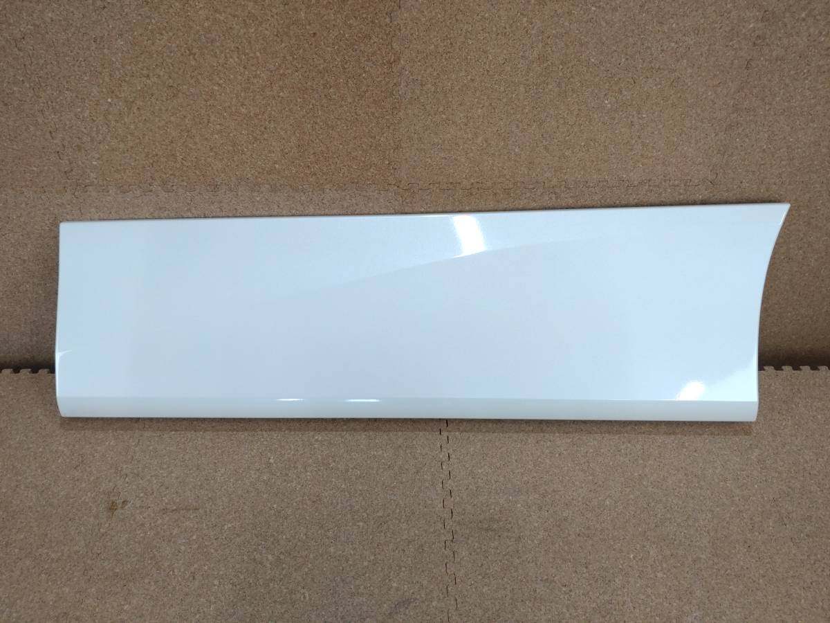 【やや傷や汚れあり】【美品】日産 セレナ C27 リア左スライドドアパネル 82871-5TA0B 82873-5TA0B ホワイトパール ...