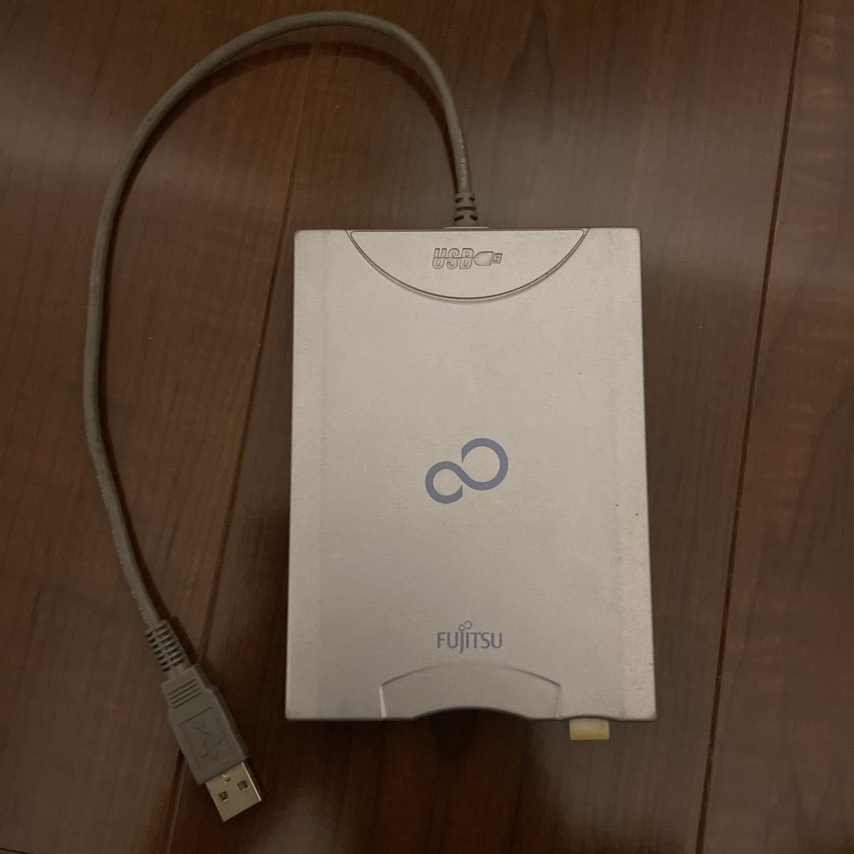 【目立った傷や汚れなし】外付け USB フロッピーディスク ドライブ FDD FUJITSU 富士通 ②の落札情報詳細 - ヤフオク落札価格 ...