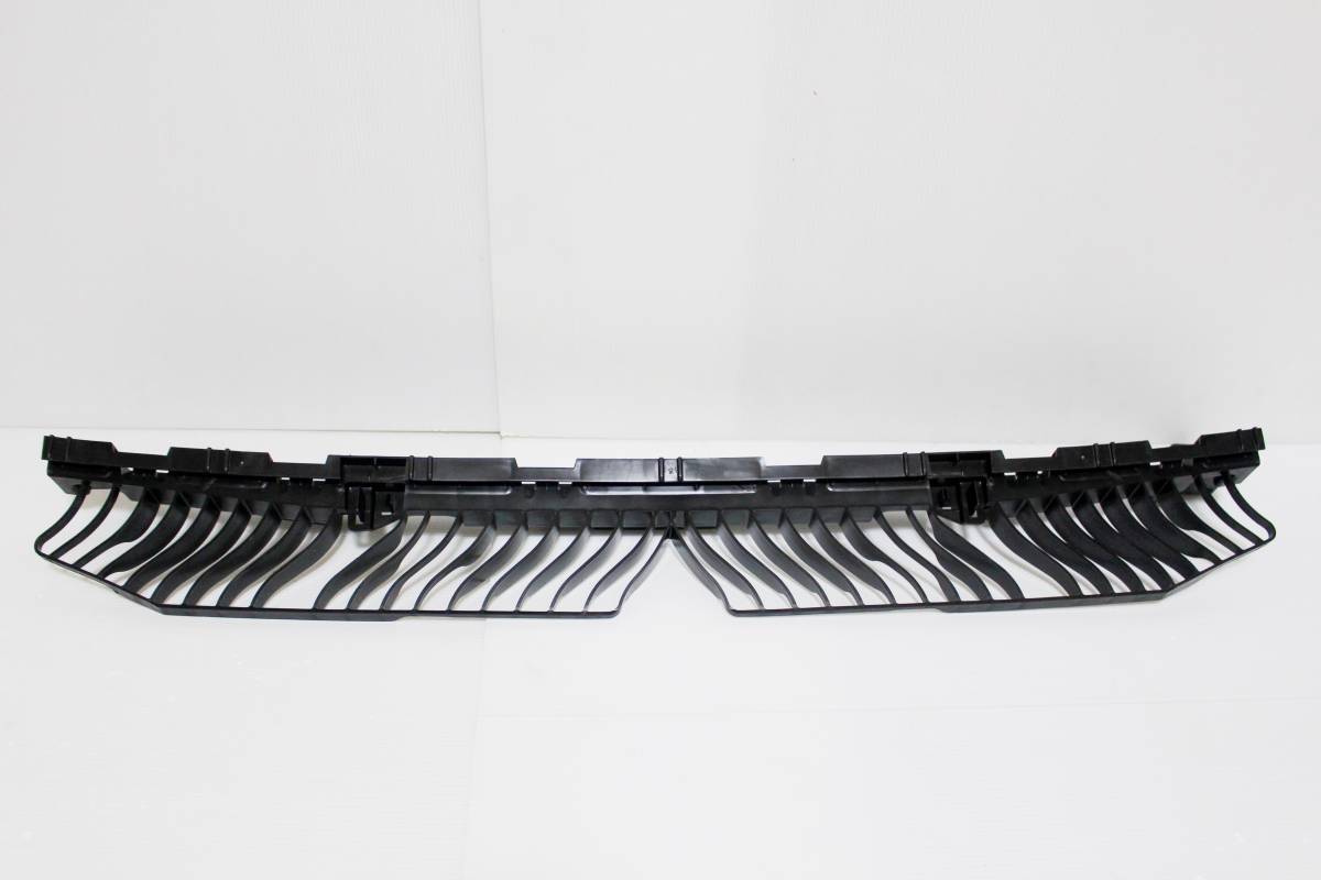 【未使用】[新品/未使用] VW ポロ Polo AW/2G 純正 リア バンパー センター ブラケット 2GS.807.863 ...