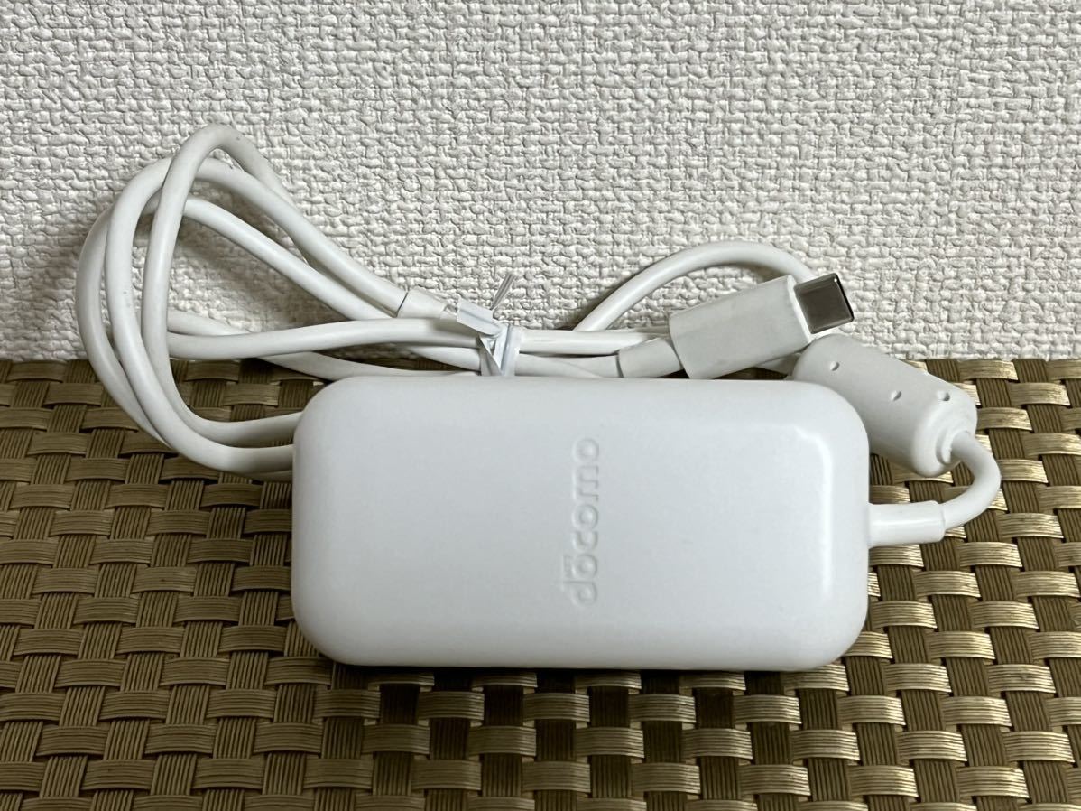 【未使用に近い】NTT docomoドコモ純正ACアダプタ07 Power Delivery対応 Type-Cの落札情報詳細 - ヤフオク落札価格検索 オークフリー