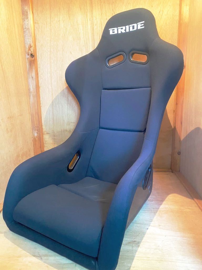 【傷や汚れあり】BRIDE ジータ III ブリッド フルバケ ZETA サイド止め 切れ無し AE86 R32 R33 S14 S15 JZX100 JZX110 RECARO SP-Gの ...