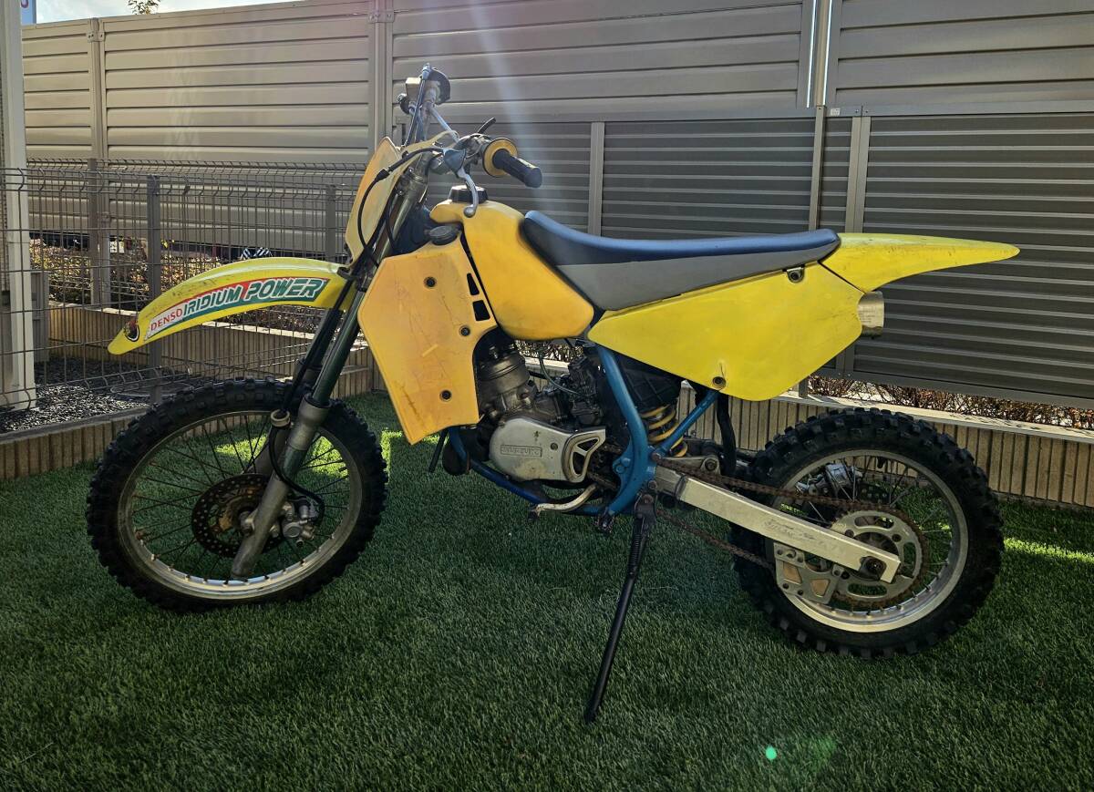 【傷や汚れあり】【個人出品】スズキ SUZUKI RM80 1990年？ レーサー レストアベースの落札情報詳細 - ヤフオク落札価格検索 ...