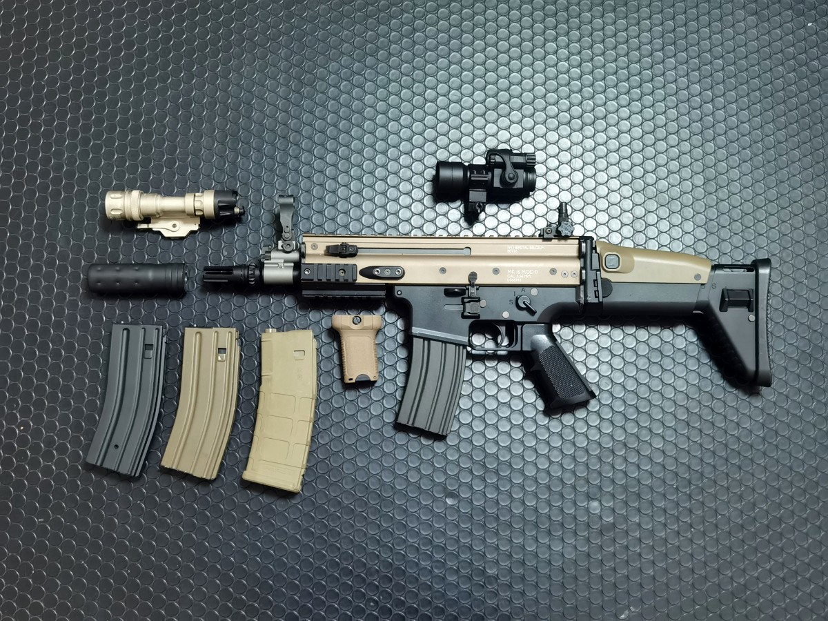 【やや傷や汚れあり】希少 東京マルイ SCAR PDW FIRST限定 最強 ハイパワー フルカスタム 次世代 付属品多数 1円スタート 売 ...