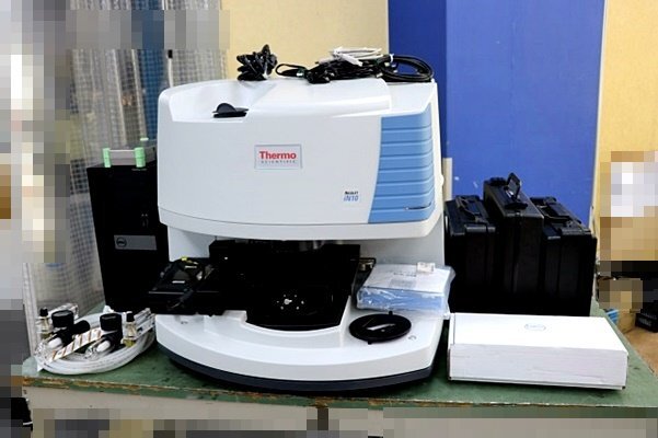 【やや傷や汚れあり】18年製 Thermo Scientific オールインワン赤外顕微鏡 Nicolet iN10 付属多数 サーモ ...