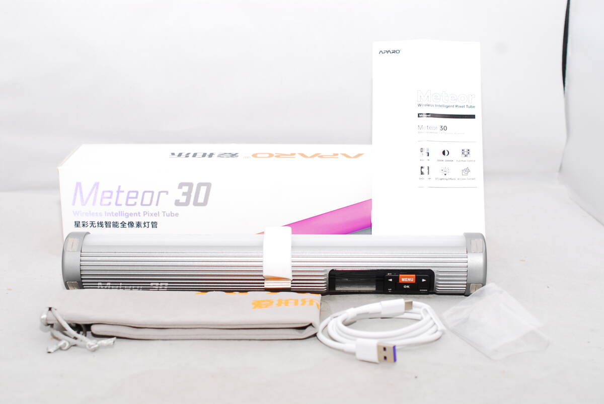 【目立った傷や汚れなし】 FalconEyes Aparo Meteor 30 RGBWWチューブ型撮影用ライト 10W RGBライト LED ...