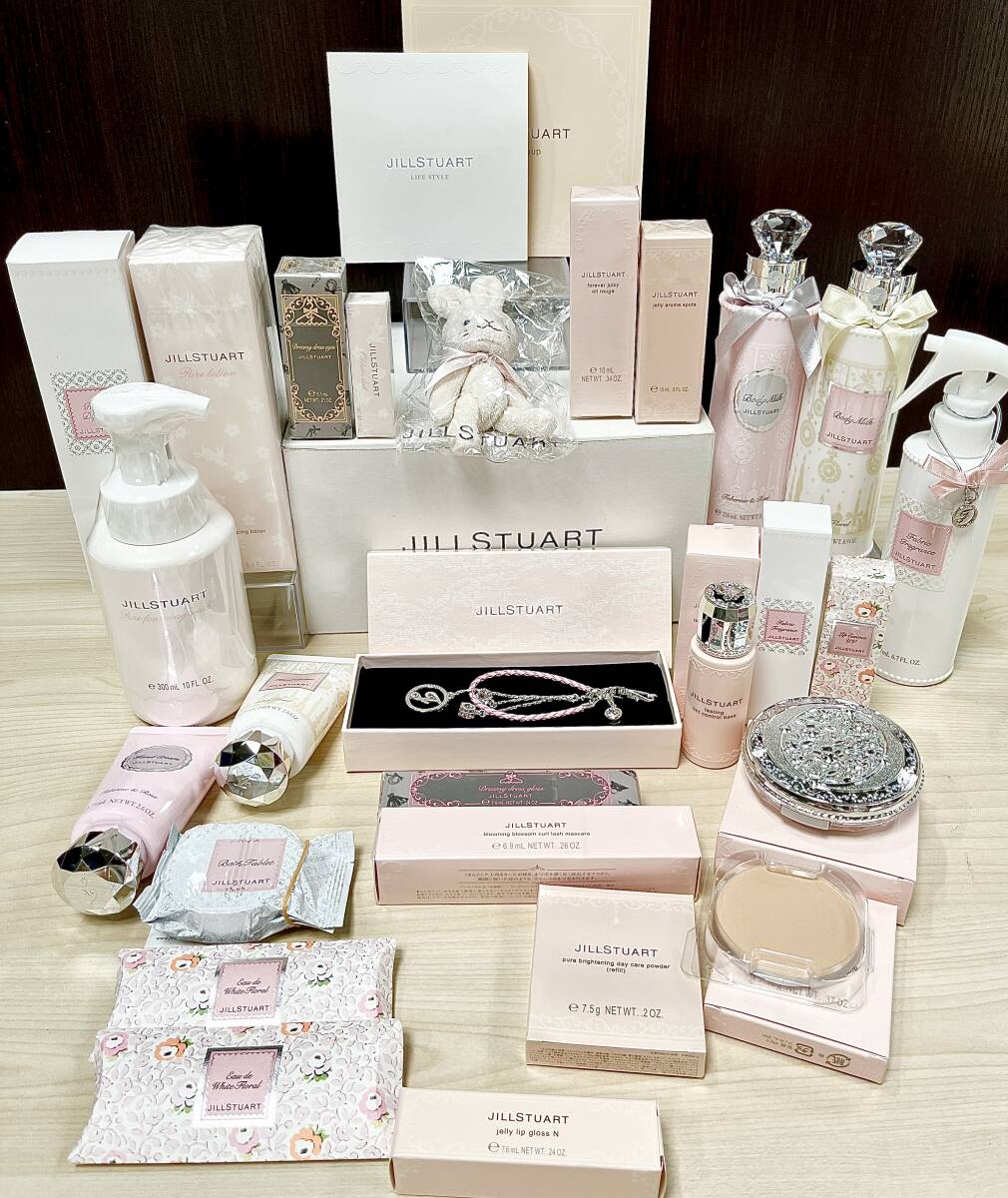 【中古】JILL STUART ジルスチュアート 水着 セパレート 花柄 ピンク ビキニ ワイヤー キャミソール付き 3点セット 9Mの落札情報詳細 - ヤフオク落札価格検索 オークフリー