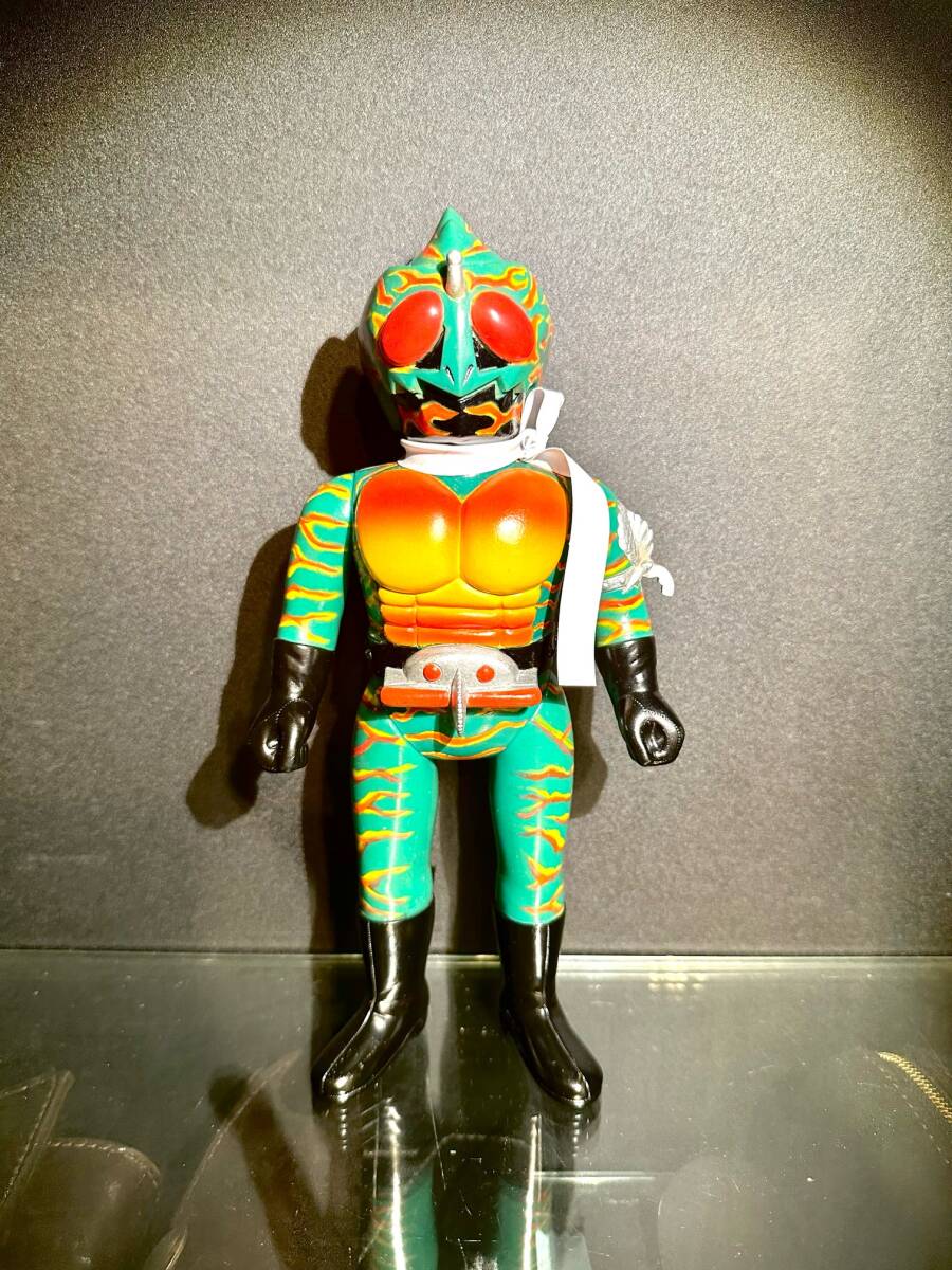 【傷や汚れあり】仮面ライダーV3 ② BANDAI 怪人ヒーロー ソフビ人形 ライダーマン 1989年「検 東映 特撮 バンダイ ユタカ メディコム kkzzaaの落札情報詳細 - Yahoo ...