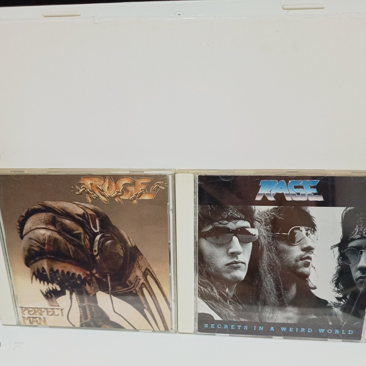 【目立った傷や汚れなし】RAGE「PERFECT MAN」「SECRET IN A WEIRD WORLD」国内盤 2枚セットの落札情報詳細 ...