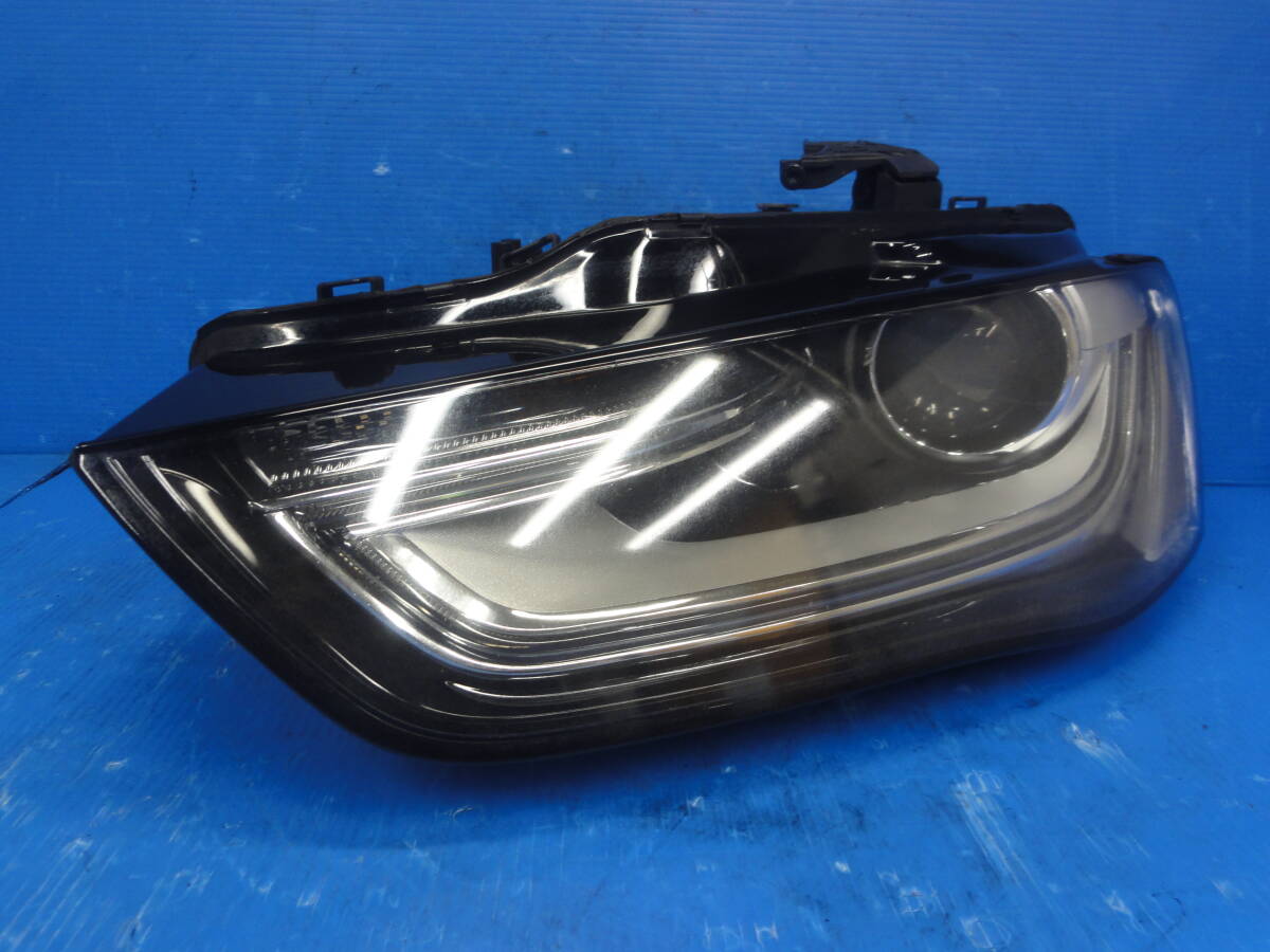 【傷や汚れあり】☆平成25年車 8KCDN アウディA4 左 ヘッドライト ヘッドランプ HID バラスト付 キセノン 8K0941005 ...