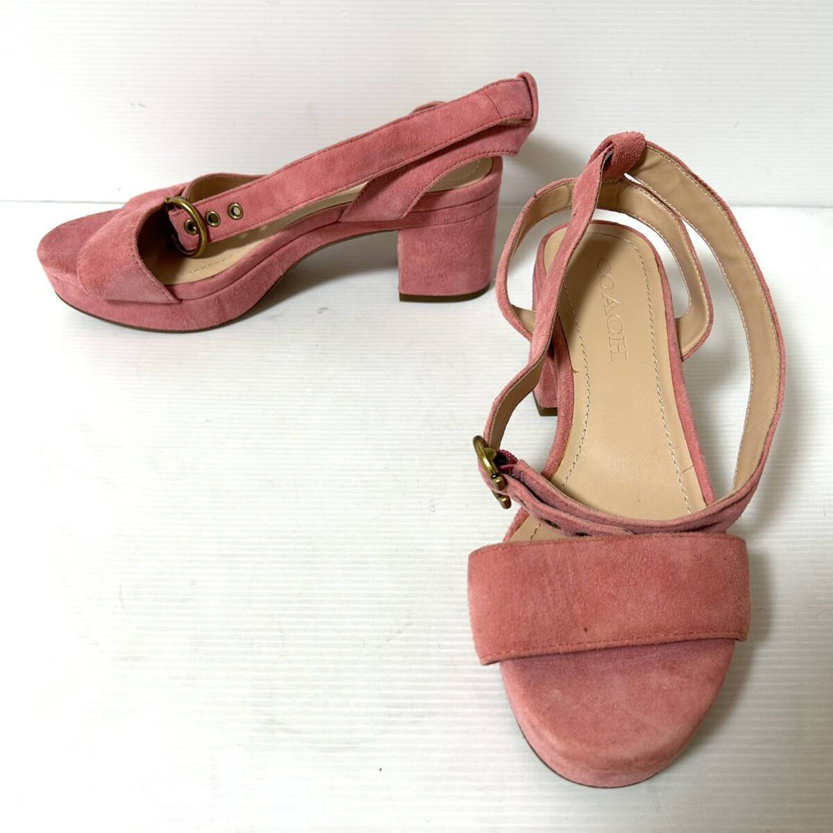 【目立った傷や汚れなし】【美品】COACH SERENA コーチ サンダル G4902 スエード US61/2C 23.5cm ピンク ＊65 ...