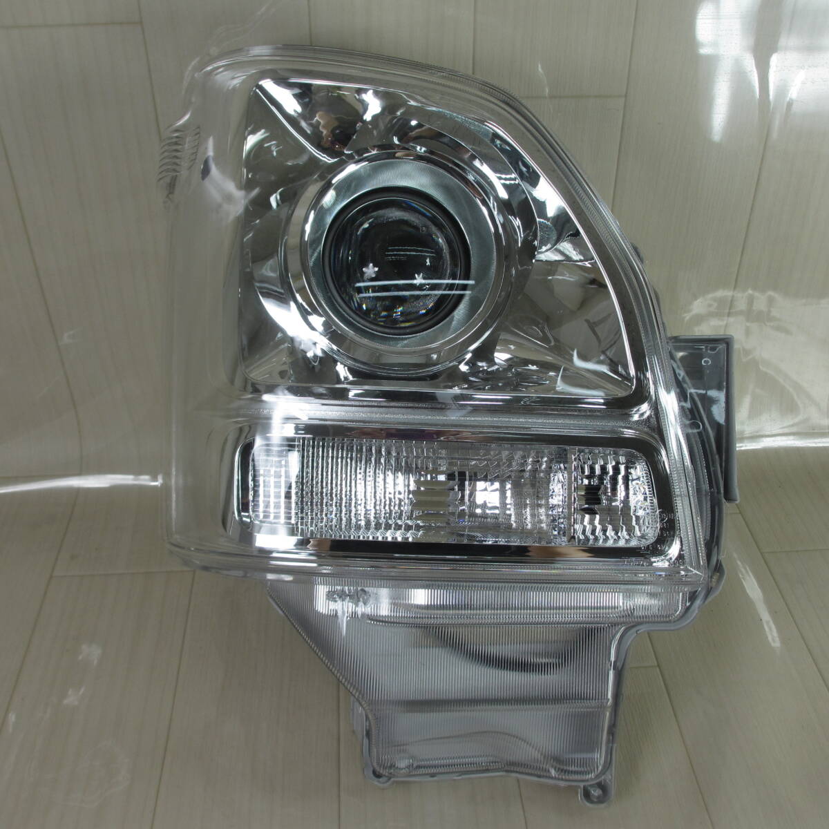 【傷や汚れあり】1-6 DA16Tキャリイ トラック純正HIDヘッドライト右 KOITO 100-59311の落札情報詳細 - Yahoo!オークション落札価格検索 オークフリー