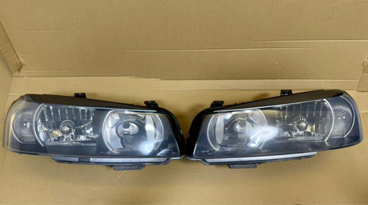【やや傷や汚れあり】BNR34 後期 純正ヘッドライト 左右セット R34 GT-R アイライン付きの落札情報詳細 - Yahoo ...