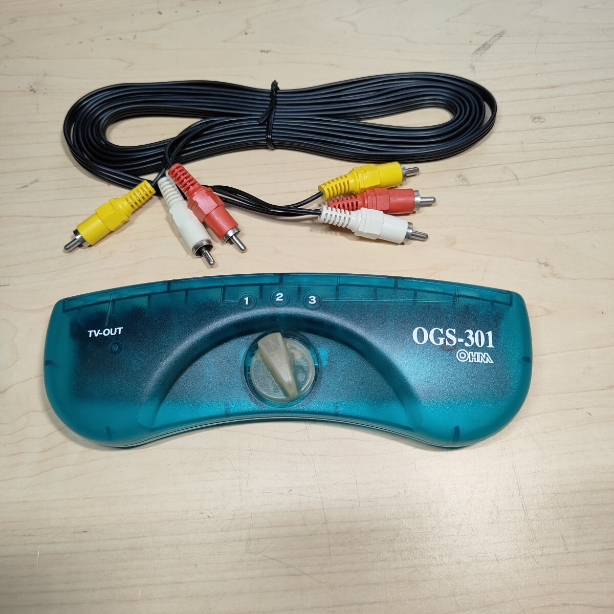 【未使用に近い】ステレオ AVセレクター オーム電機 入力3系統、出力1系統 OHM OGS-301 未使用開封品 約3mのAVケーブル付の落札情報詳細 - Yahoo!オークション落札価格 ...