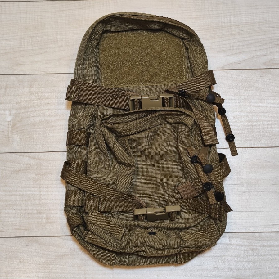 【やや傷や汚れあり】実物 米軍放出品 LBT-9010C M4 M16 トリプル マガジンポーチ CB (seals devgru marsoc hk416 9k35の落札情報詳細 ...