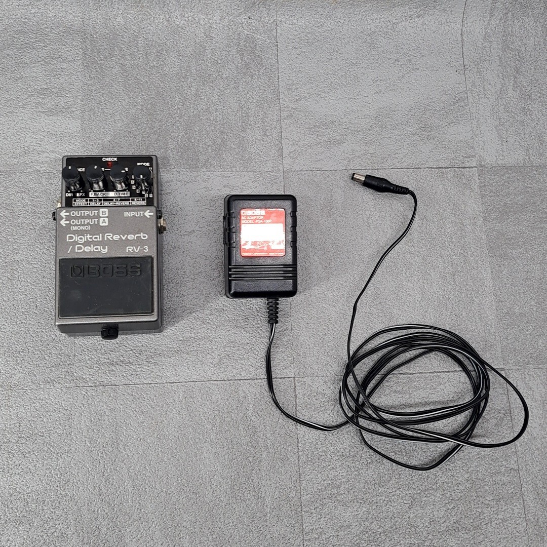 【全体的に状態が悪い】【音出し確認済 AC付】BOSS RV-3 Digital Reverb / Delay Compact Effector ボス デジタル リバーブ / ディレイ ...