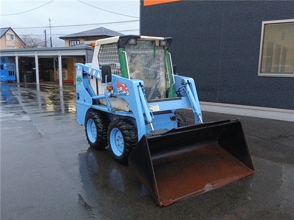 【傷や汚れあり】秋田発 TCM スーパーボブローダー SSL605 1442時間 エンジン始動確認済 売切!!の落札情報詳細 - Yahoo!オークション落札価格検索 オークフリー