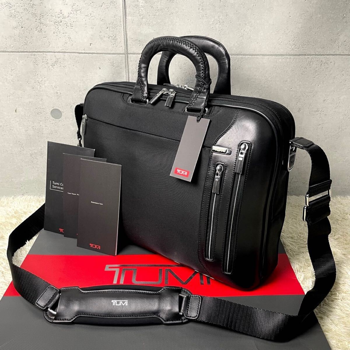 【目立った傷や汚れなし】[極美品] TUMI トゥミ 2way ARRIVE NARITA SLIM BRIEF メンズ ビジネスバッグ 斜め掛け 牛革+マイクロバリスティック A4+PC可 ...