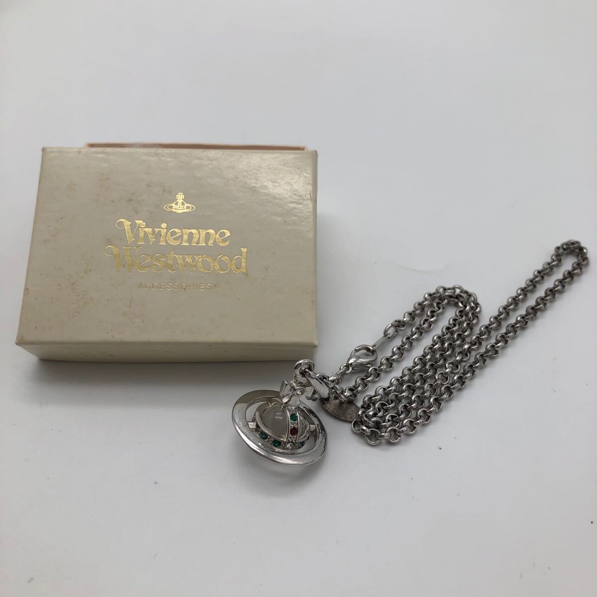 【未使用】Vivienne Westwood / ヴィヴィアン・ウエストウッド マフラー オーブ ユニセックス ボルドー/カーキの落札情報詳細 - Yahoo!オークション落札価格検索 オークフリー