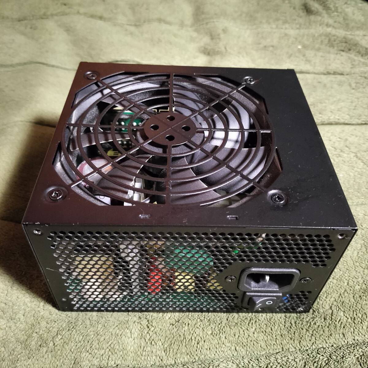 【目立った傷や汚れなし】玄人志向 550W ATX電源 80PLUS GOLD認証 フルプラグイン KRPW-GK550W/90+の落札情報詳細 - Yahoo!オークション落札価格検索 オークフリー