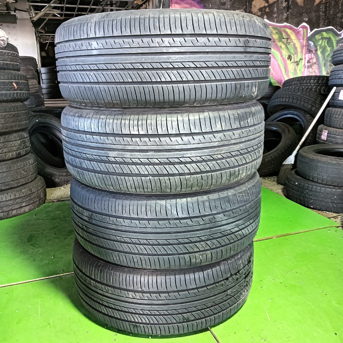 【目立った傷や汚れなし】T1-13-1 【送料無料！4本セット】215/50R17 95V YOKOHAMA ADVAN dB V552 ...