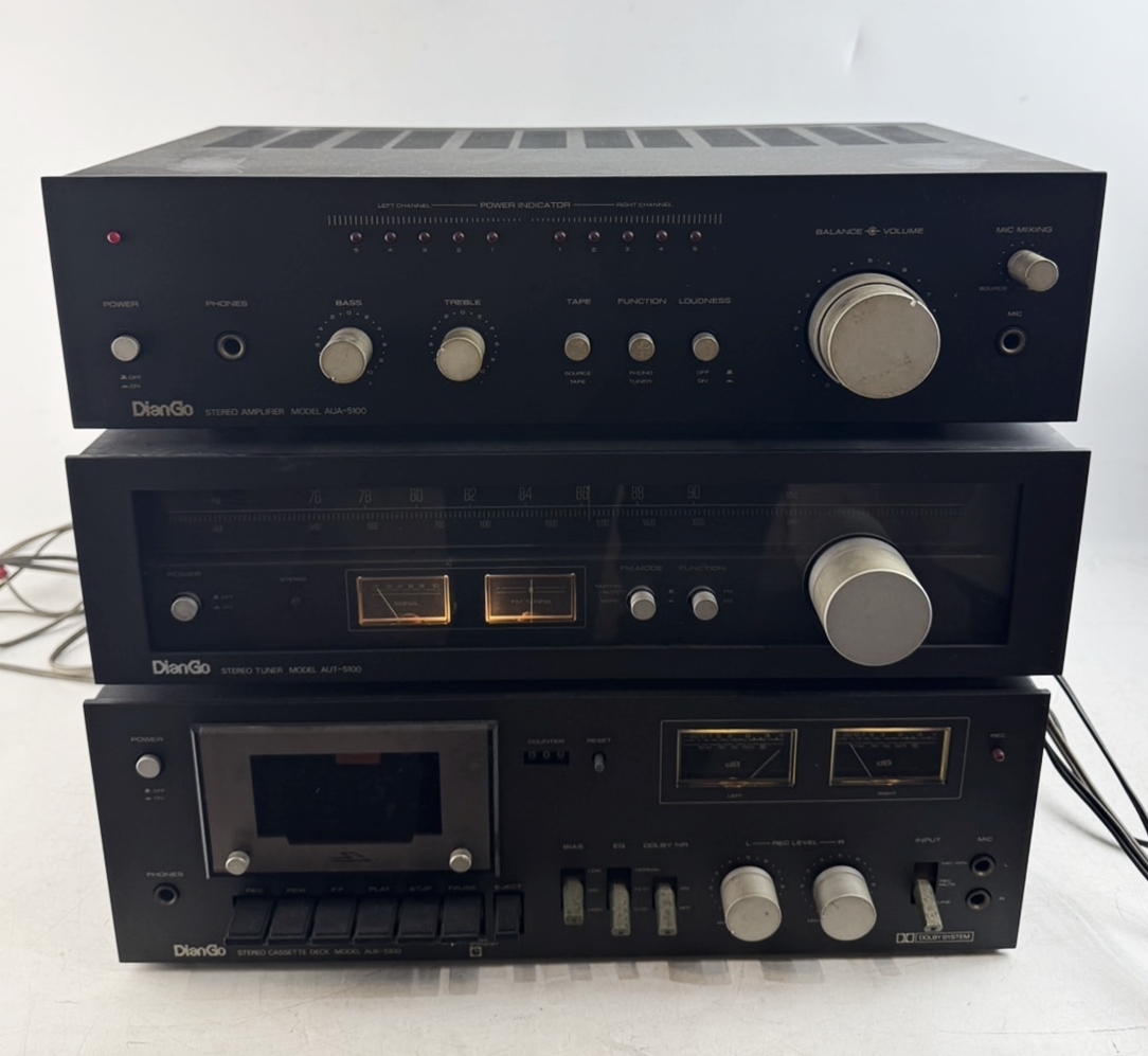 【やや傷や汚れあり】当時物 DianGo AUA-5100 AUT-5100 AUK-5100 ステレオ プリメインアンプ チューナー カセットデッキ 音響機器 オーディオ 通電確認済 1円 ...