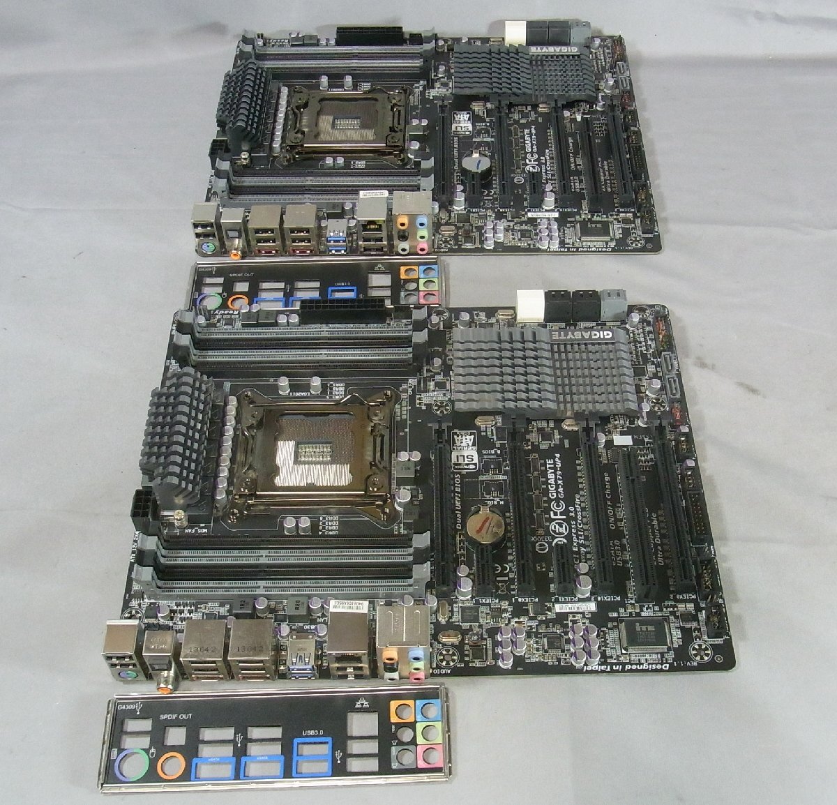 【やや傷や汚れあり】B43174 O-11175 GIGABYTE GA-X79-UP4 LGA2011 マザーボード 2枚セット ジャンクの ...
