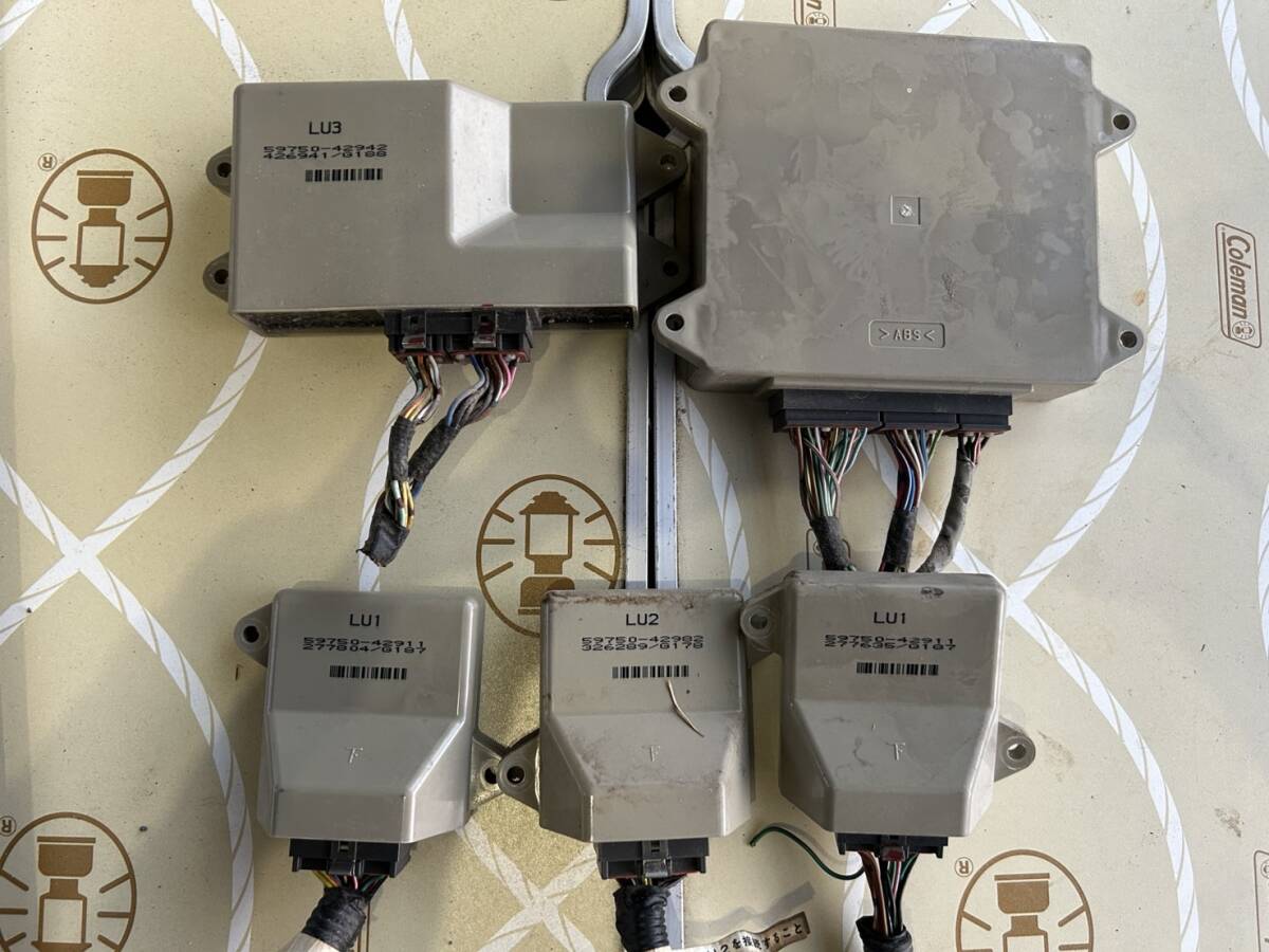 【傷や汚れあり】クボタ コンバイン SRM32 マイコンユニット LU1 LU2 LU3 CU コンピュータ コントローラ 電子部品 【P表示確認済】の落札情報詳細 - Yahoo ...