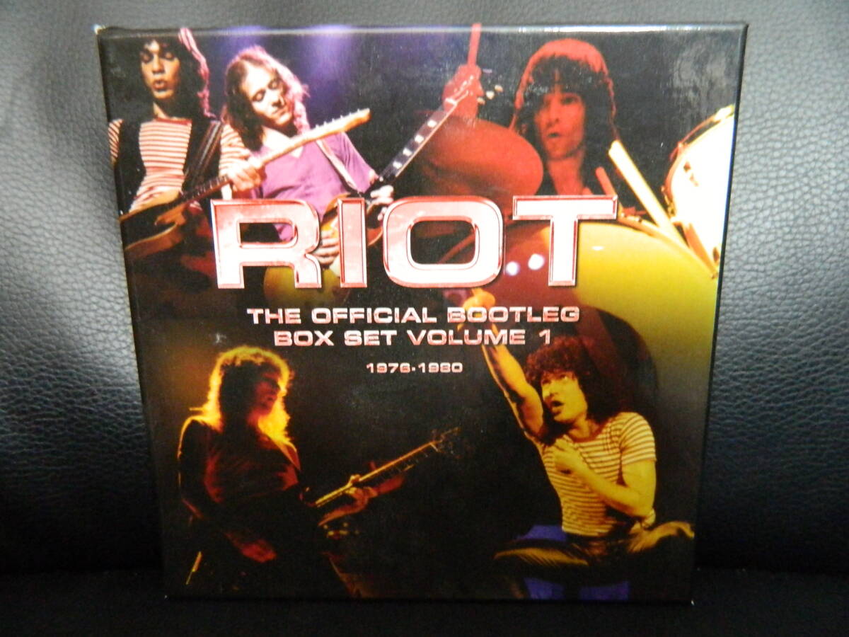 【やや傷や汚れあり】(21) Riot / THE OFFICIAL BOOTLEG BOX SET VOLUME 1 1976-1980 ...