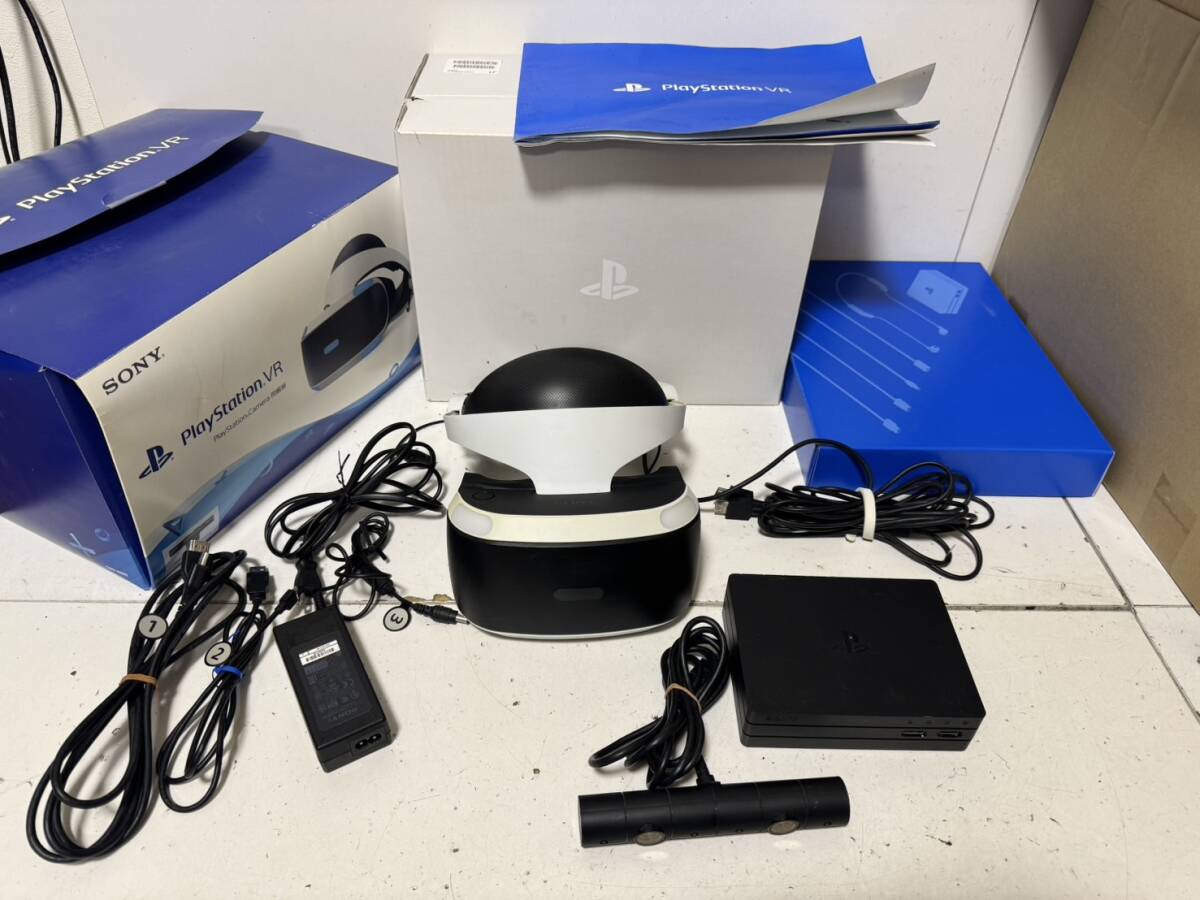 【やや傷や汚れあり】【SONY PS4 PSVR CUH-ZVR2 CUHJ-16003 本体 カメラ プロセッサーユニット ACアダプタ ケーブル】【簡易チェック/通電起動確認済み】2の落札 ...