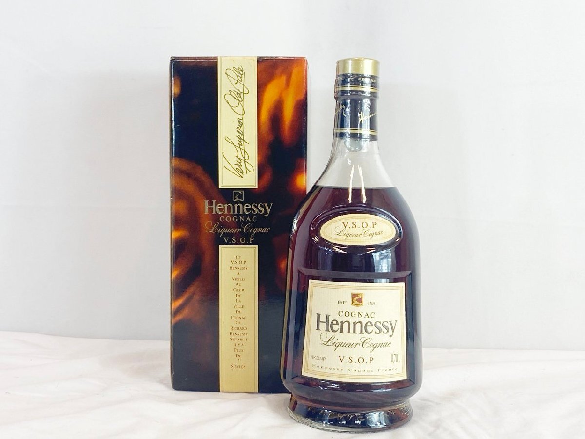 【未使用】未開栓 Hennessy COGNAC V.S.O.P 700ml ヘネシー コニャック ブランデー お酒 アルコール / 名古屋発 ...