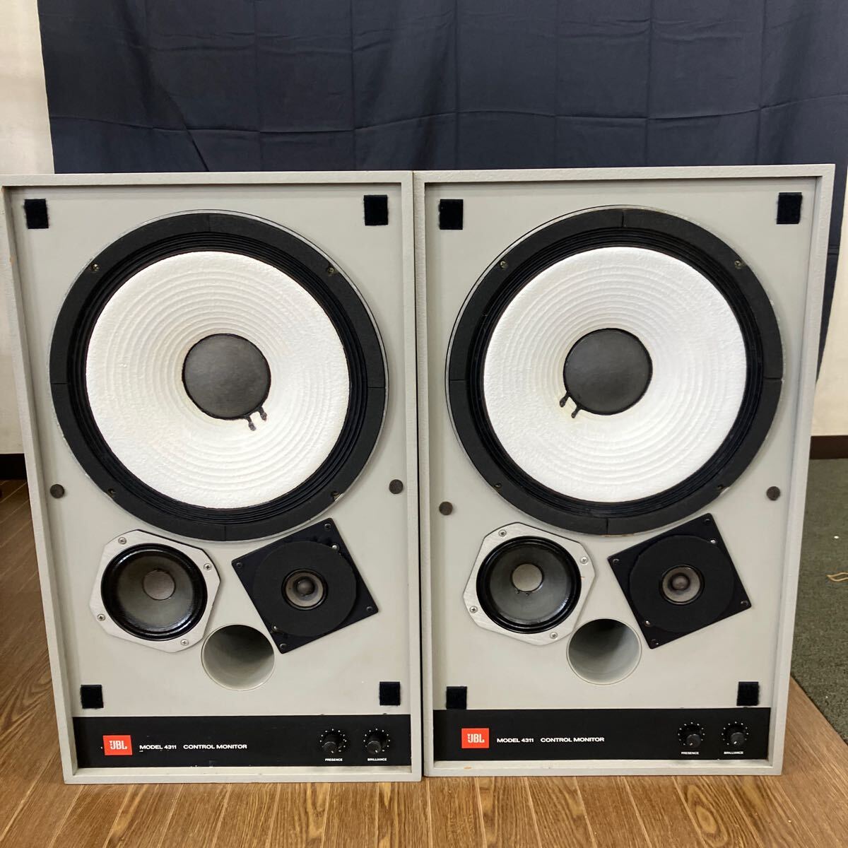 ☆希少！美品！ヴィンテージ JBL 2155H 2Wayスピーカー動作品！ 1ペア の落札情報詳細 - Yahoo!オークション落札価格検索 ...