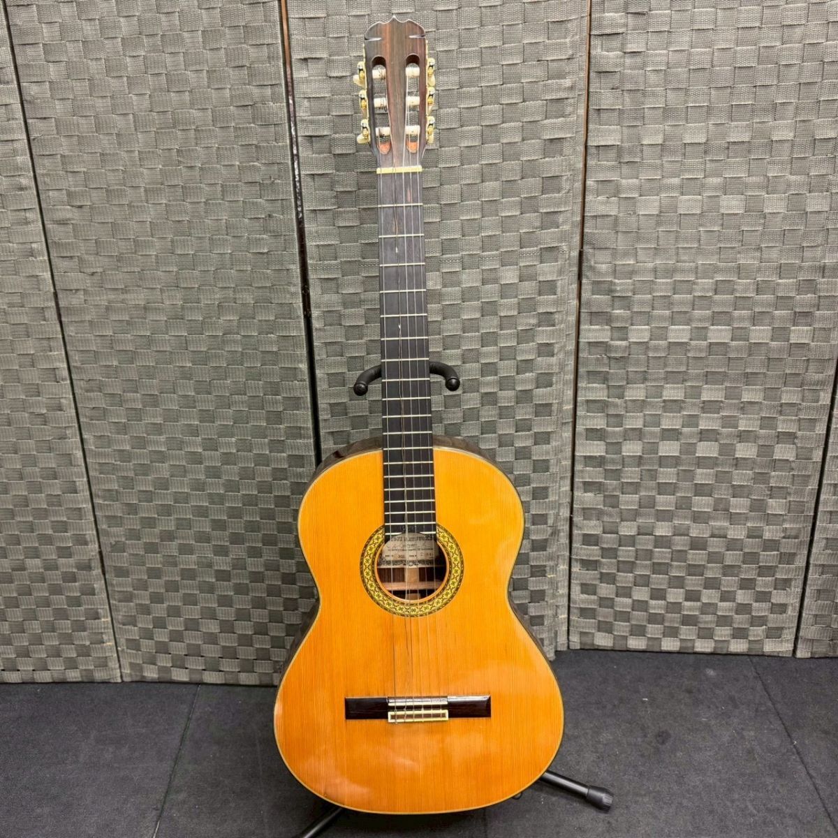 【傷や汚れあり】T920-O69-11 RYOJI MATSUOKA 松岡良治 M30 LUTHIER クラシックギター 6弦 弦楽器 OAの ...