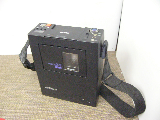 ビクター HR-C3 VHS-C コンパクトビデオカセットレコーダーの落札情報詳細 - ヤフオク落札価格検索 オークフリー